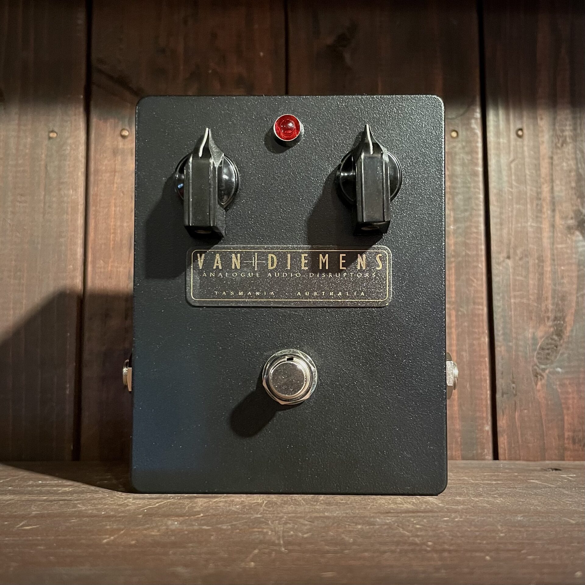 Van Diemens Analogue Audio Disruptors The Thylacine | TONE BLUE