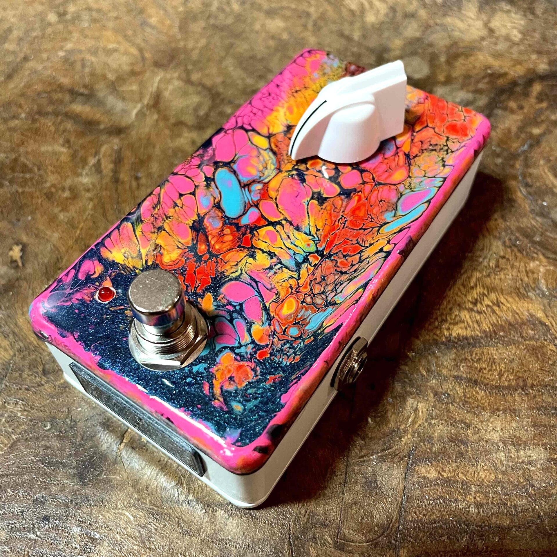 TRINITY EFFECTS LT FUZZ | TONE BLUE